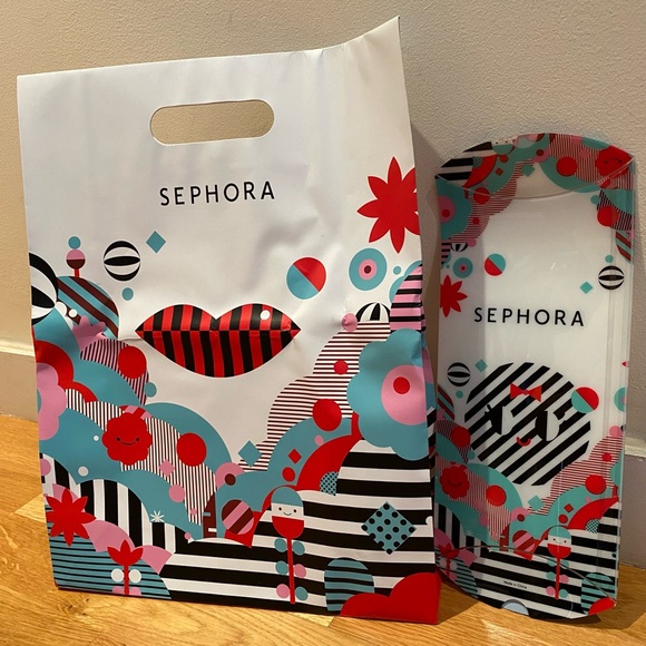 Sephora | Holiday | New Festive Sephora Paper Bag And Plastic Gift Box ...